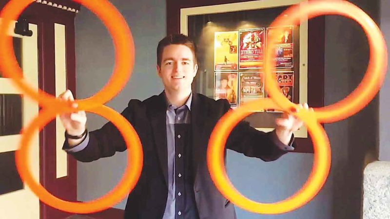 Gift of magic returns | News, Sports, Jobs - Minot Daily News